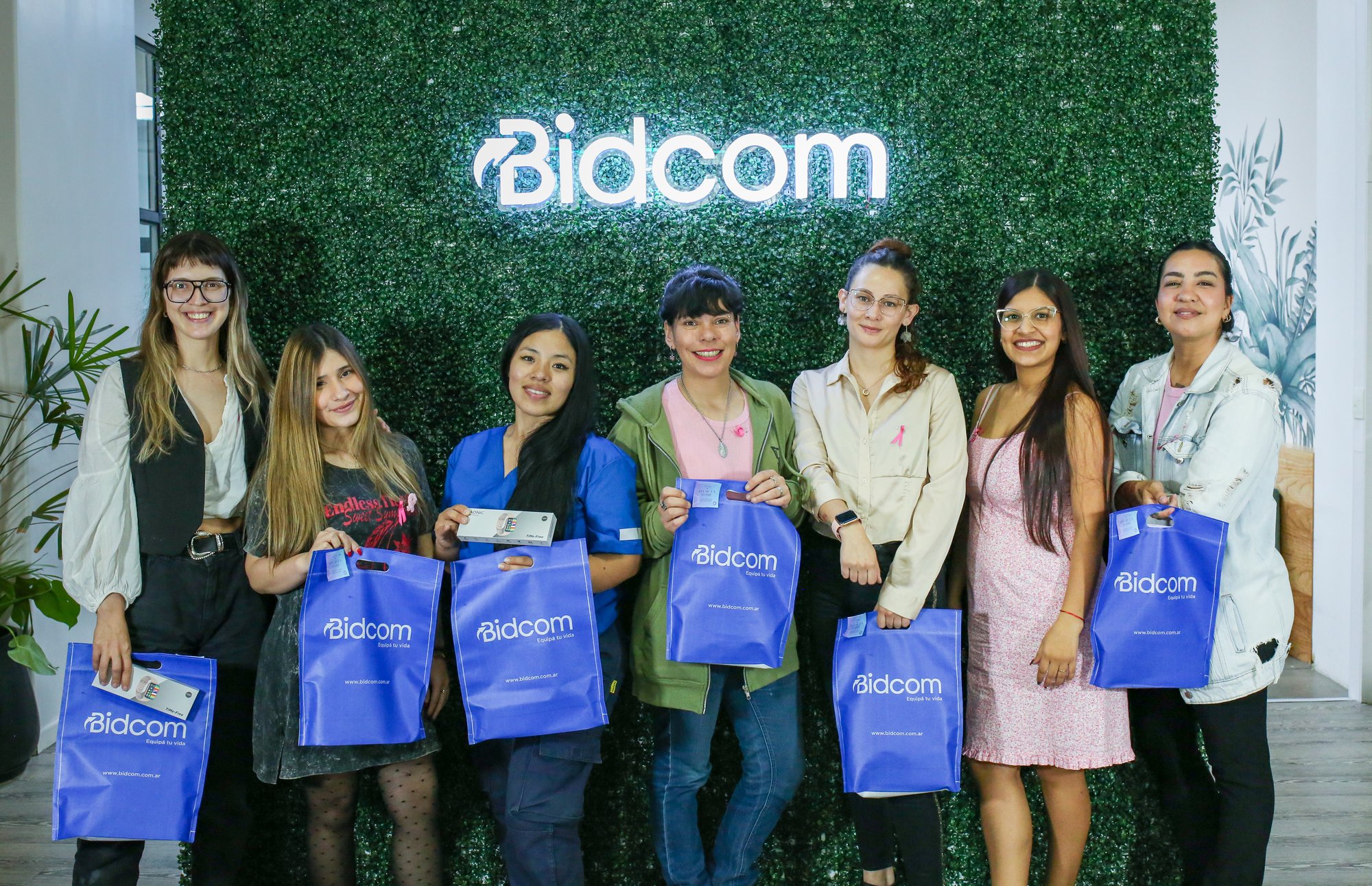 Bidcom